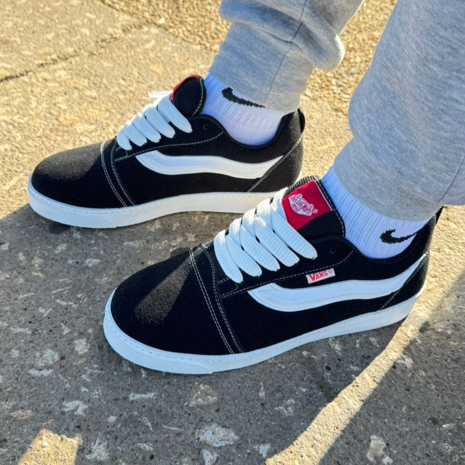 Vans Black & White – Darkwin